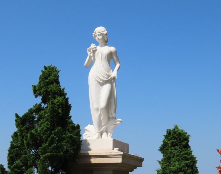 A Guide to Ba Na Hills – Beyond The Golden Hand Bridge